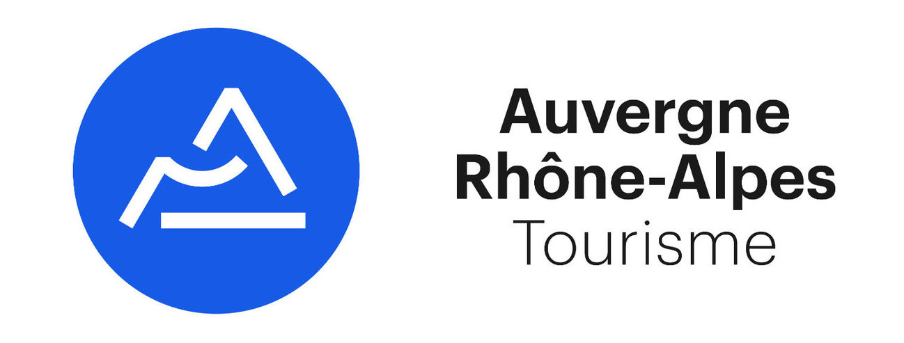 Hôtel Restaurant Le Chatard à Sarcey (Beaujolais) - Proche A89 ...